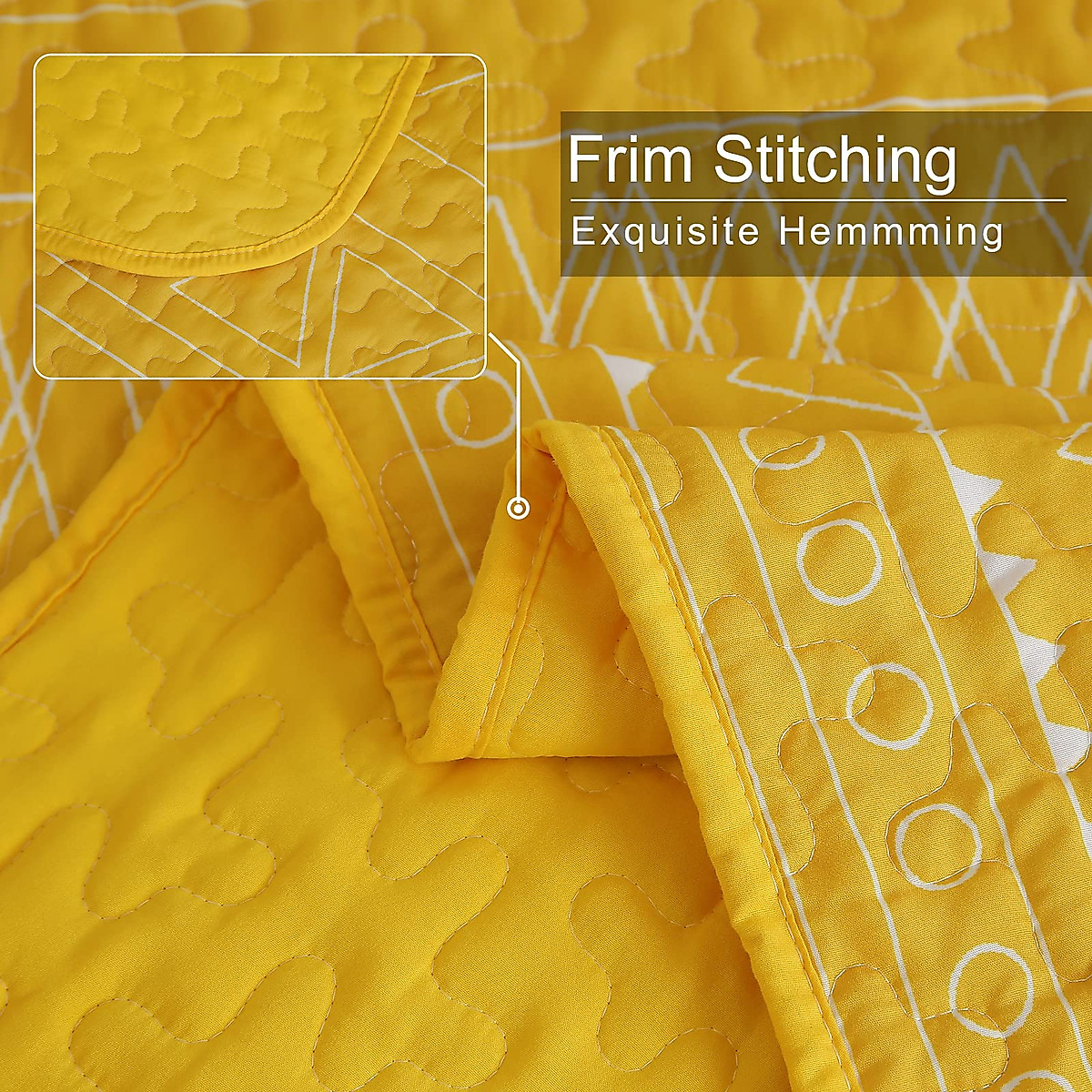 WONGS BEDDING Yellow Boho Quilt Set Queen,3 Pieces Reversible Mustard Stripe Quilt with 2 Pillowcases Bohemian Bedspread Bedding Set Microfiber Quilted Coverlet Set for All Seasons Queen (90"×96")