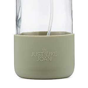 Just Like Joan 16 oz Glass Spray Bottles for Cleaning Solutions Clear Empty Spray Bottles with Sage Green Silicone Sleeve Essential Oils, Plants, Mist Sprayer Bleach Refillable Reusable Container Food