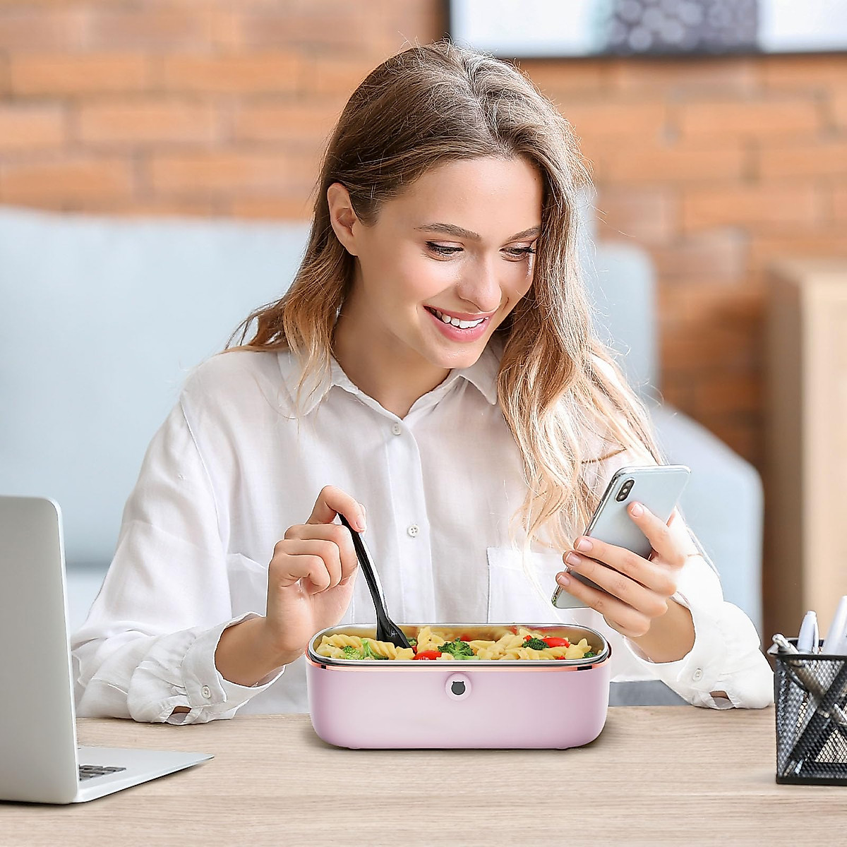 Caperci Electric Lunch Box Food Heater, 30 oz Portable Food Warmer - 110V Faster Leakproof Heated Lunch Boxes for Adults with Stainless Steel Container for Travel, Office, Home (Pink)