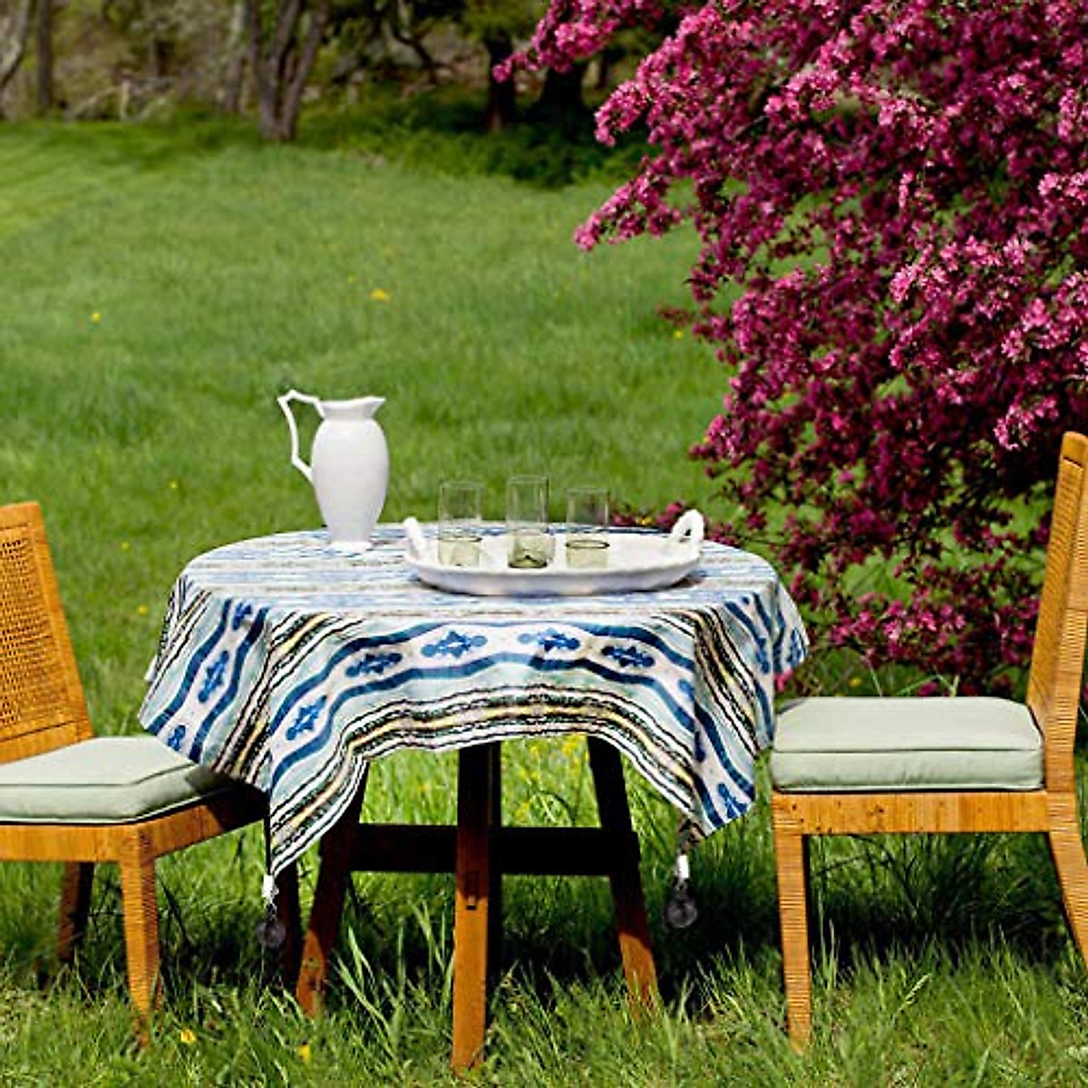 OwnMy Set of 4 Tablecloth Weights Clip on, Pendant Tablecloth Weights Kit with Cast Iron Round Ball, Cloth Weights Clip for Outdoor Garden Party Picnic Tablecloths, Heavy Duty Tablecloth Clips (Black)