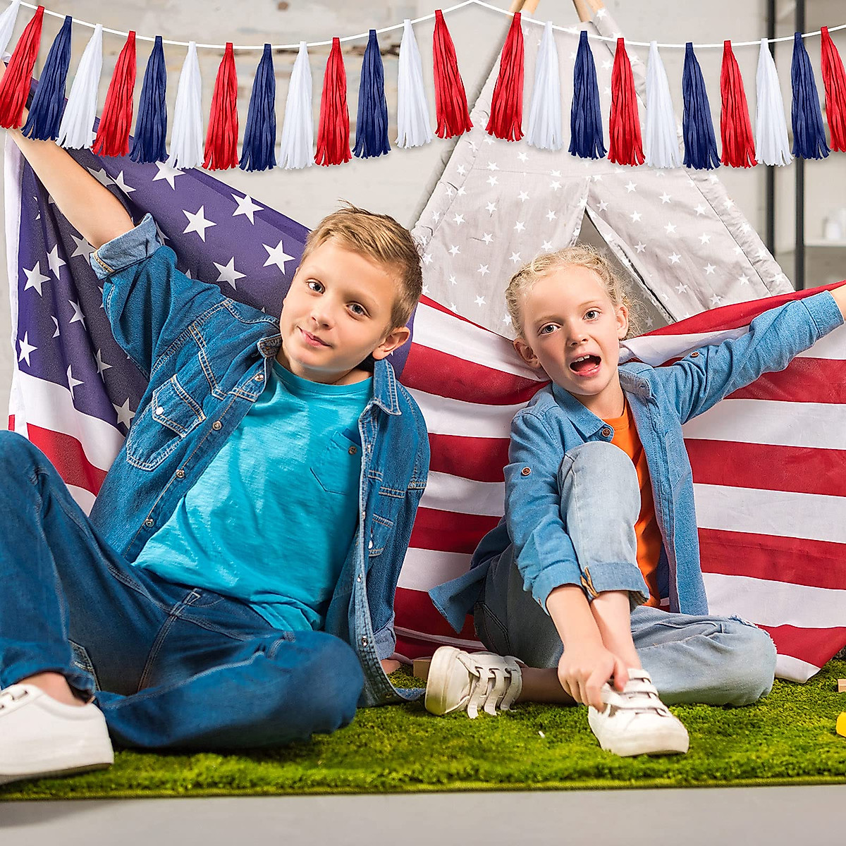 Outus 30 Pcs Red Blue White Banner Party Decorations Paper Tissue Tassel Garland DIY Hanging America Decor for School Supplies Wedding Birthday Bridal Baby Shower Anniversary Independent Day