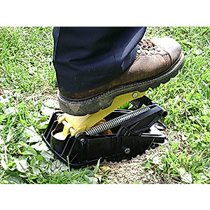 Tomcat 0363210 Mole Trap Innovative and Effective Design, Granules, Brown