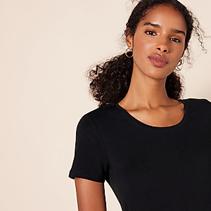 Amazon Essentials Women's Classic-Fit Short-Sleeve Crewneck T-Shirt, Pack of 2, Black, Medium