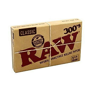 RAW 300 Classic 1.25 1 1/4 Size Rolling Papers, 300 Count (Pack of 1)