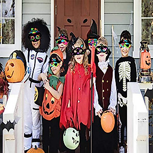 OuMuaMua 30PCS Halloween Rainbow Scratch Mask Art Craft Kit, Bat Witch Pumpkin Zombie Pirate Skull Scratch Paper Art Mask for Halloween Party Crafts Classroom Decorations