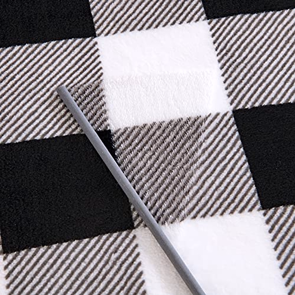 MIULEE Buffalo Plaid Fleece Throw Blanket for Sofa Couch Bed, Black and White Checkered Decor, Super Soft Lightweight Cozy Warm Fuzzy Geometric Microfiber Flannel Blanket for All Seasons, 50" X 60"