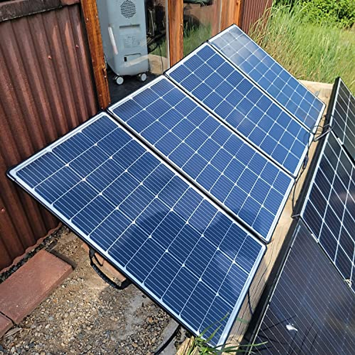 LightHarvest 400-Watt Portable Monocrystalline Solar Panel