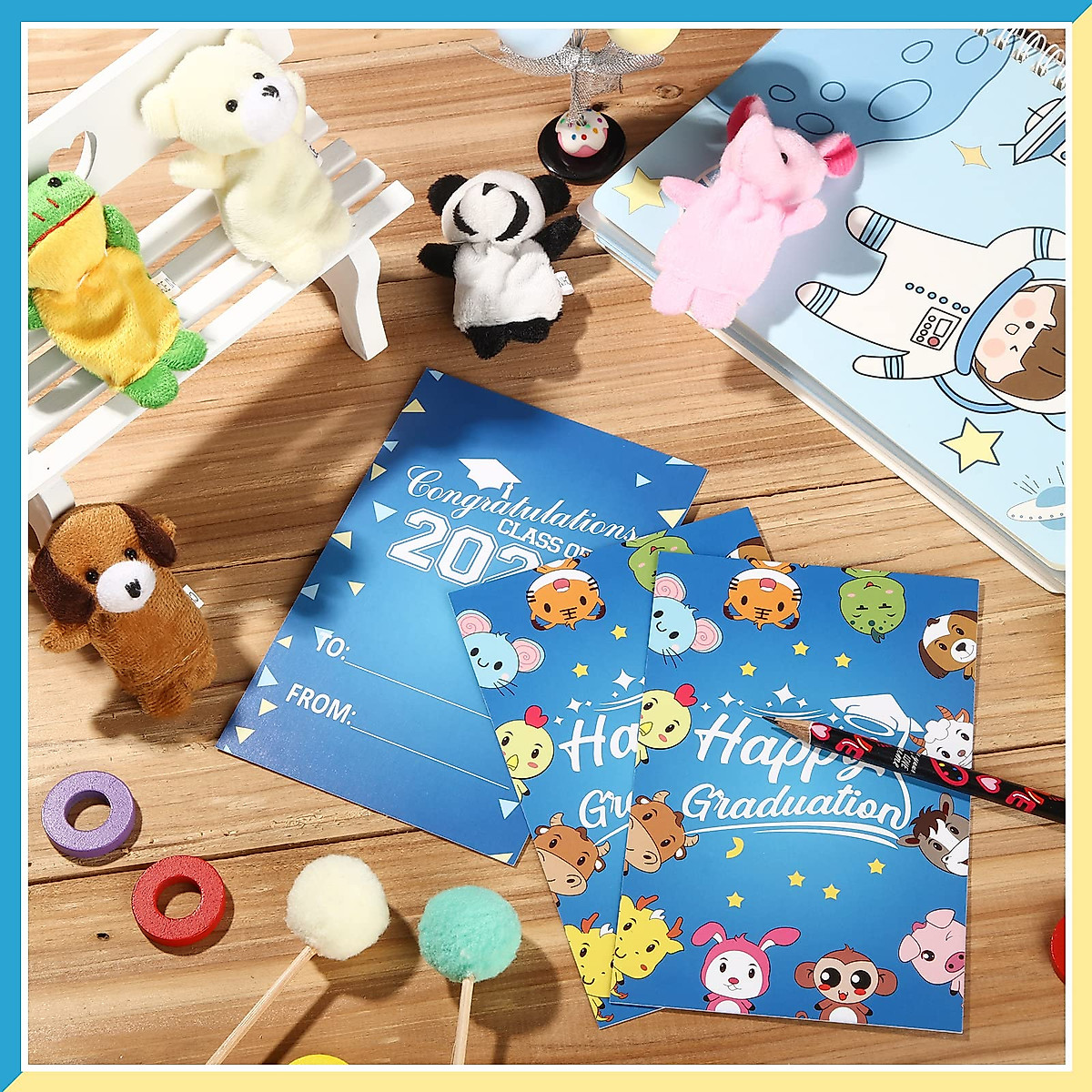 Zhanmai 40 Pcs Kindergarten Graduation Gifts Bulk Animal Finger Puppet Toy with Gift Graduation Card, Preschool Graduation Classroom Exchange Gifts, Graduation Party Favors for Kids