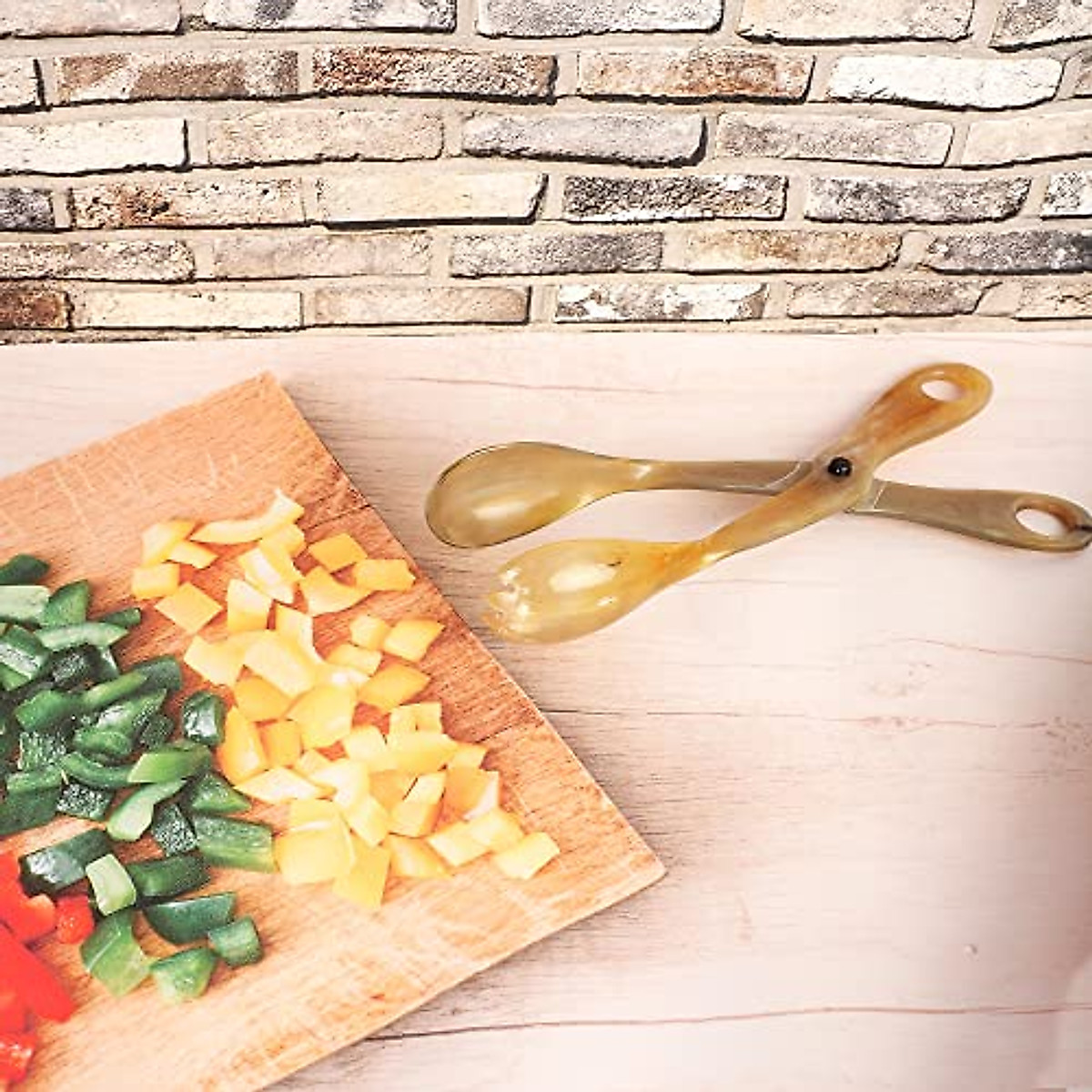 Hand crafted Natural Material Horn Salad Servers Ergonomic Scissors Shape Buffet Tongs Buffet Party Catering Serving Tongs Salad Tongs Cake Tongs Bread Tongs Kitchen Tongs