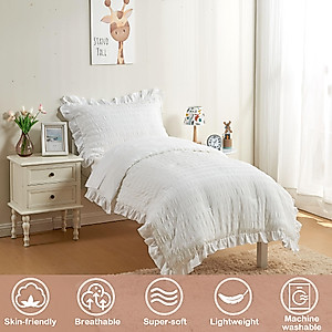 VIVILINEN Toddler Bedding Set for Girls 4-Piece White Seersucker Toddler Comforter Set Ruffle Fringe Bed-in-a-Bag Toddler Bed Sheet Set for Kids with Comforter, Flat Sheet, Fitted Sheet, Pillowcase