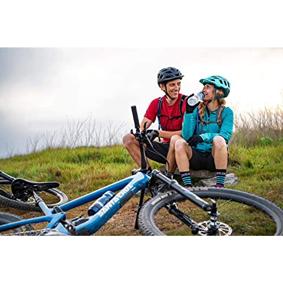 CamelBak Classic Light Bike Hydration Pack 70oz, Safety Yellow/Silver