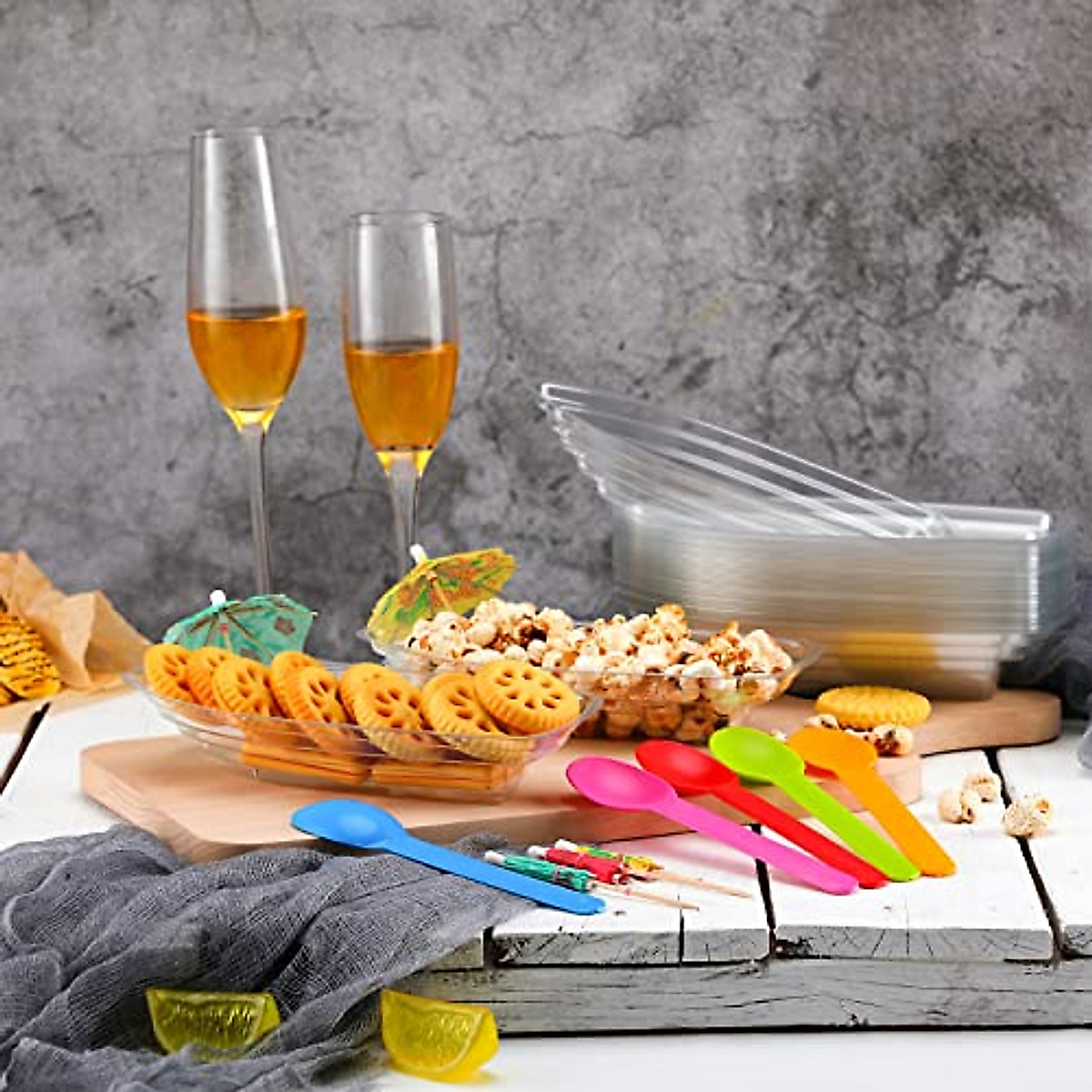 Clear Plastic 8 oz Banana Split Boat Bowls Set Disposable Reusable Banana Split Plate Include Ice Cream Sundae Splits Bowl Paper Umbrellas and Spoons for Parties Serving Sauces Candy Salad (50 Set)