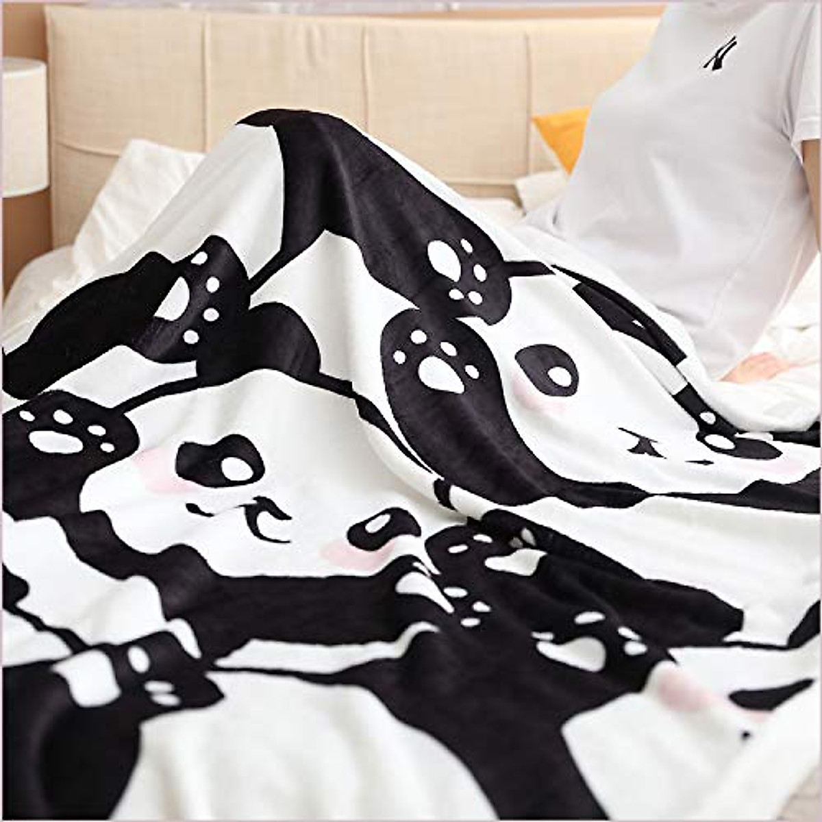 Jurllyshe Panda Throw Blanket Panda Plush Sherpa Fleece Blanket Panda Gifts for Girls Soft Warm Fuzzy Pandas Stuffed Animal Blankets for Kids or Adults All Seasons (Cute Panda, 50 x 60 Inch)