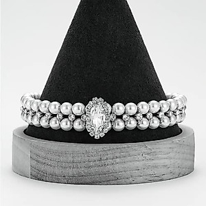 KUDES Adjustable Dog Pearl Collars with Extension Chain for Small Dogs and Cats, Cute Yorkie Girl Clothes Costume Outfits Accessories Rhinestone Diamond Décor for Puppy Kitten Wedding Party