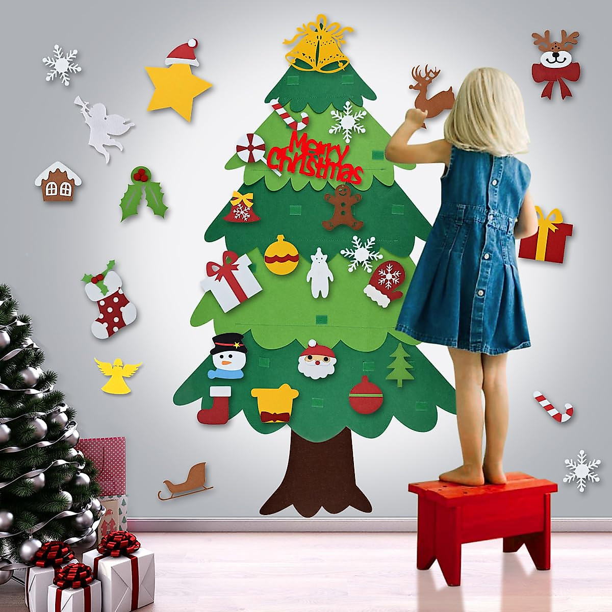 WooEver DIY Felt Christmas Tree Set 3.5ft, Xmas Decorations Wall Hanging 33 Detachable Ornaments with String Light Kids Gifts New Year Party Supplies (Batteri Not Included)