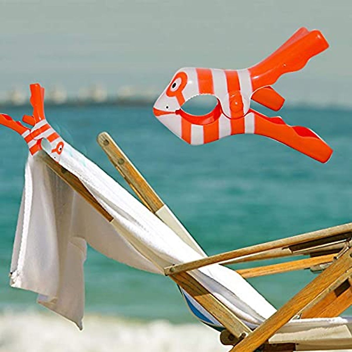 bluesa 2PCS Clown Fish Beach Towel Holders for Beach Chairs, Beach Towel Clips for Pool Chairs, Beach Clips for Towels and Chairs, Clothes Clips for Hanging Clothes, Windproof Towel Pin, Chip Pegs