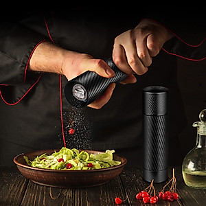 Pepper Grinder, Homnoble Professional Grade Pepper Grinder, Heavy Duty Pepper Mill, Refillable Aluminum Manual Pepper Mill with Adjustable Coarseness and Stainless Steel Blade