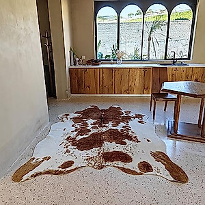 rugoo Premium Brown Cowhide Rug 6.4 ft x 8.5 ft Faux Cowhide Rug Cow Print Rug Faux Animal Skin Rug for Living Room Bedroom Nursery Western Decor