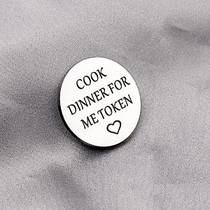 TGBJE Love Tokens Gift for Girlfriend Boyfriend Wife Husband Couples Pocket Hug Token Gift Soulmate Life Game Token (Cook Dinner Token)