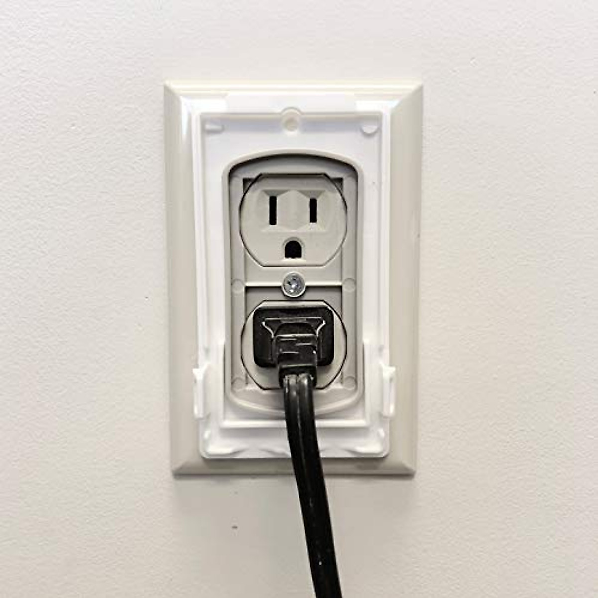 Dreambaby Dual Fit Outlet Plug Cover - Model L907 - Electrical Socket Guard for Standard and Decora, White, 2 Count (Pack of 1)