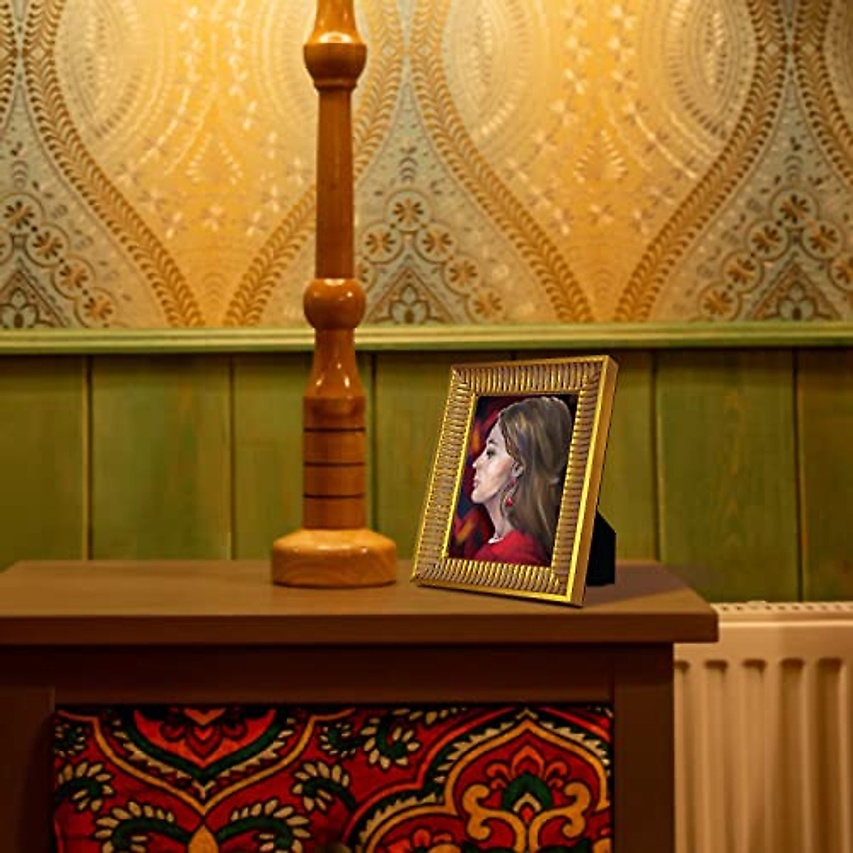 XUANLUO 5x7 Inch Picture Frames Vintage Baroque Style Gold Photo Frame with HD Glass Front Antiqued Wall Mount or Tabletop Display