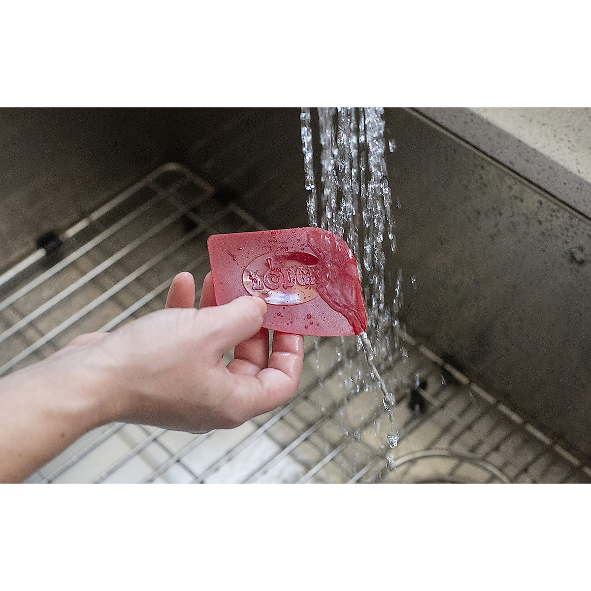 Lodge EC6D43 Enameled Cast Iron Dutch Oven, 6-Quart, Island Spice Red & EC6D43 Enameled Cast Iron Dutch Oven, 6-Quart, Island Spice Red