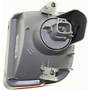 UPPARTS Turn Signal Light For 1998 1999 2000 Toyota Tacoma Base 4WD SR5 - Fits Passenger Side of Toyota Tacoma Parking Lights - Turn Signal Lamp Includes Lens, Housing, Bulb