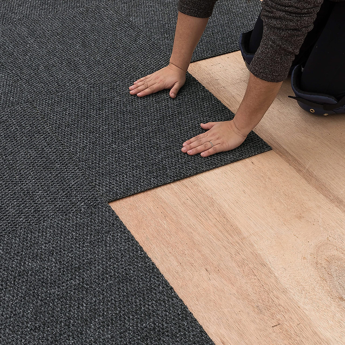 Mohawk Home 18" x 18" Indoor/Outdoor 0.25" Pile Height, Peel and Stick Carpet Tile, Grey Polyester, (10 Tiles) (22.5 sqft/Box)