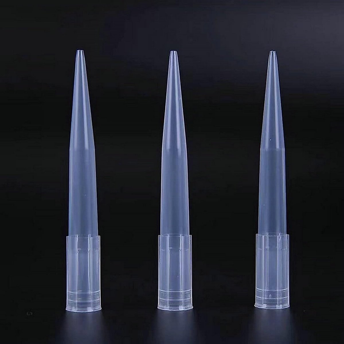 1000ul Pipette Tips - Universal Pipette Tips，with Box RNase/DNase Free & Pyrogen Safe, 96 Tips/Rack Pk x 10 Racks (960 Tips)