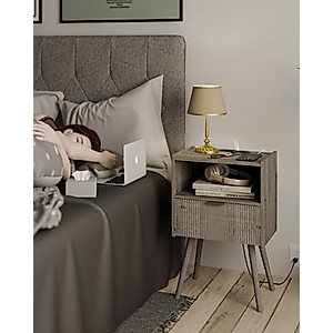 JOONEE Nightstand with Outlet,Modern Bedside Table with Storage Drawer and Open Wood Shelf, for Living Room, Bedroom and Small Spaces, Accent Night Stand with Solid Wood Legs, Easy Assembly,Grey Oak