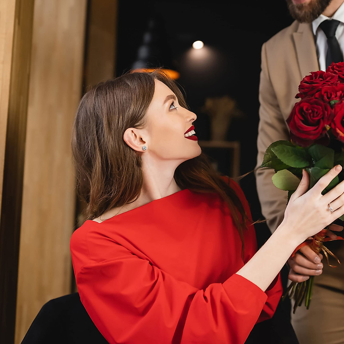 UNFAAR 18K White Gold Plated Sterling Silver Brilliant Round Cut Cubic Zirconia Stud Earrings Simulated Diamond Stud Earrings for Women Men Hypoallergenic (White Gold)