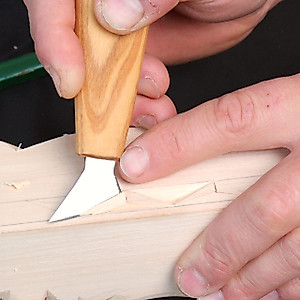 StryiCarvingTools Geometric Carving Knife 1.18'' Blade, Wood Carving Detaile Oblique Knife for Geometric Decorative Cut Patterns Knife High Carbon Steel K7030