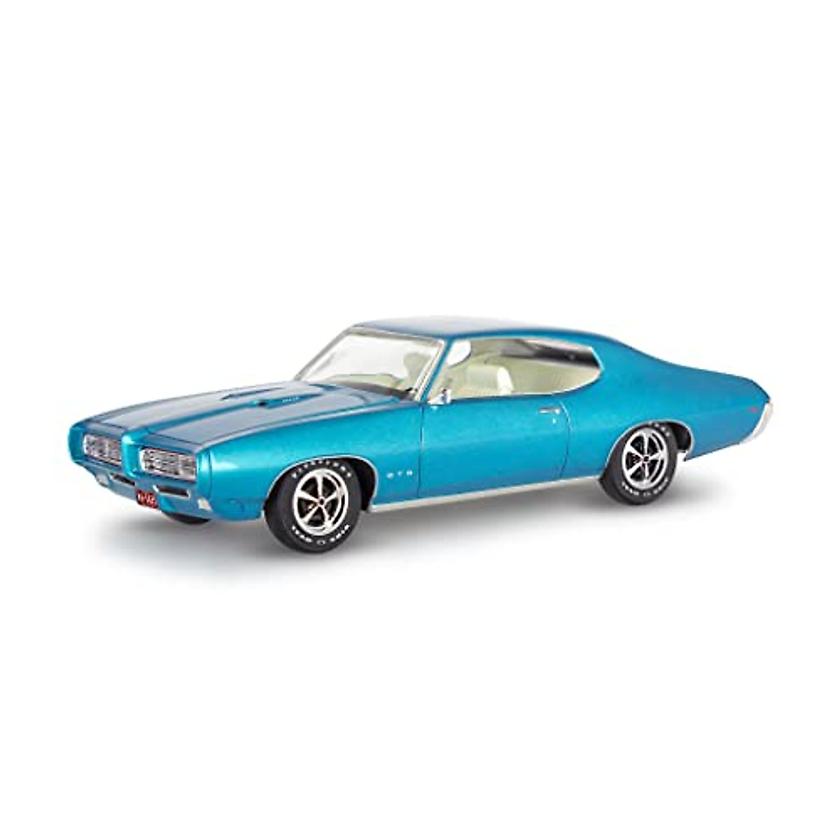Level 4 Model Kit 1969 Pontiac GTO 2-in-1 Kit 1/24 Scale Model by Revell