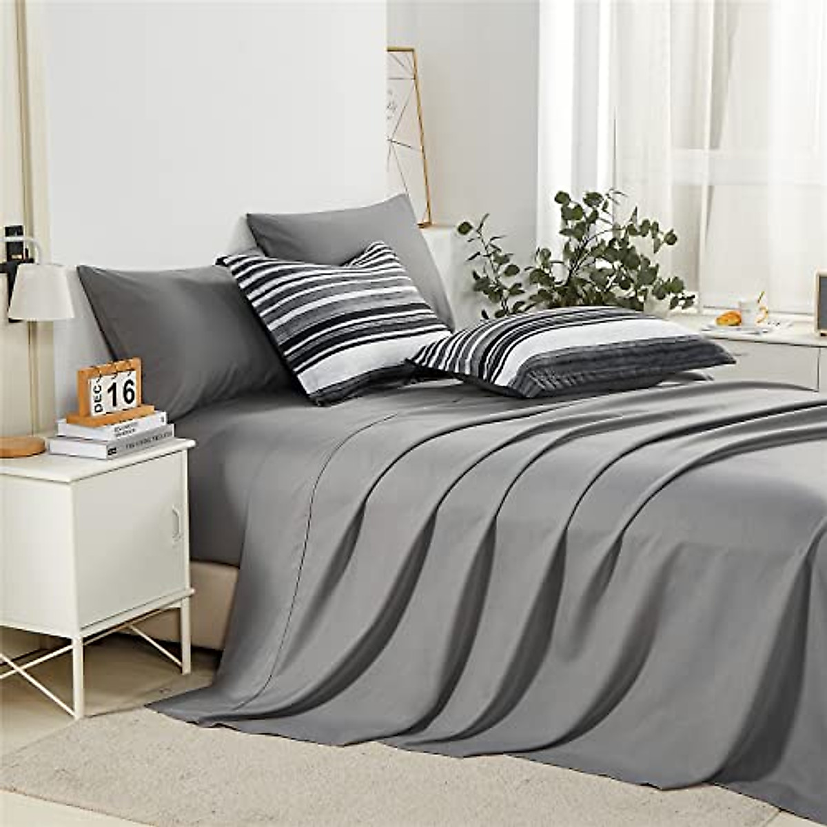 KAKIJUMN 7 Piece Bed in a Bag Stripe Comforter Set Queen Size, White Grey Black Patchwork Striped Comforter and Sheet Set, All Season Soft Microfiber Complete Bedding Sets(Grey,Queen)