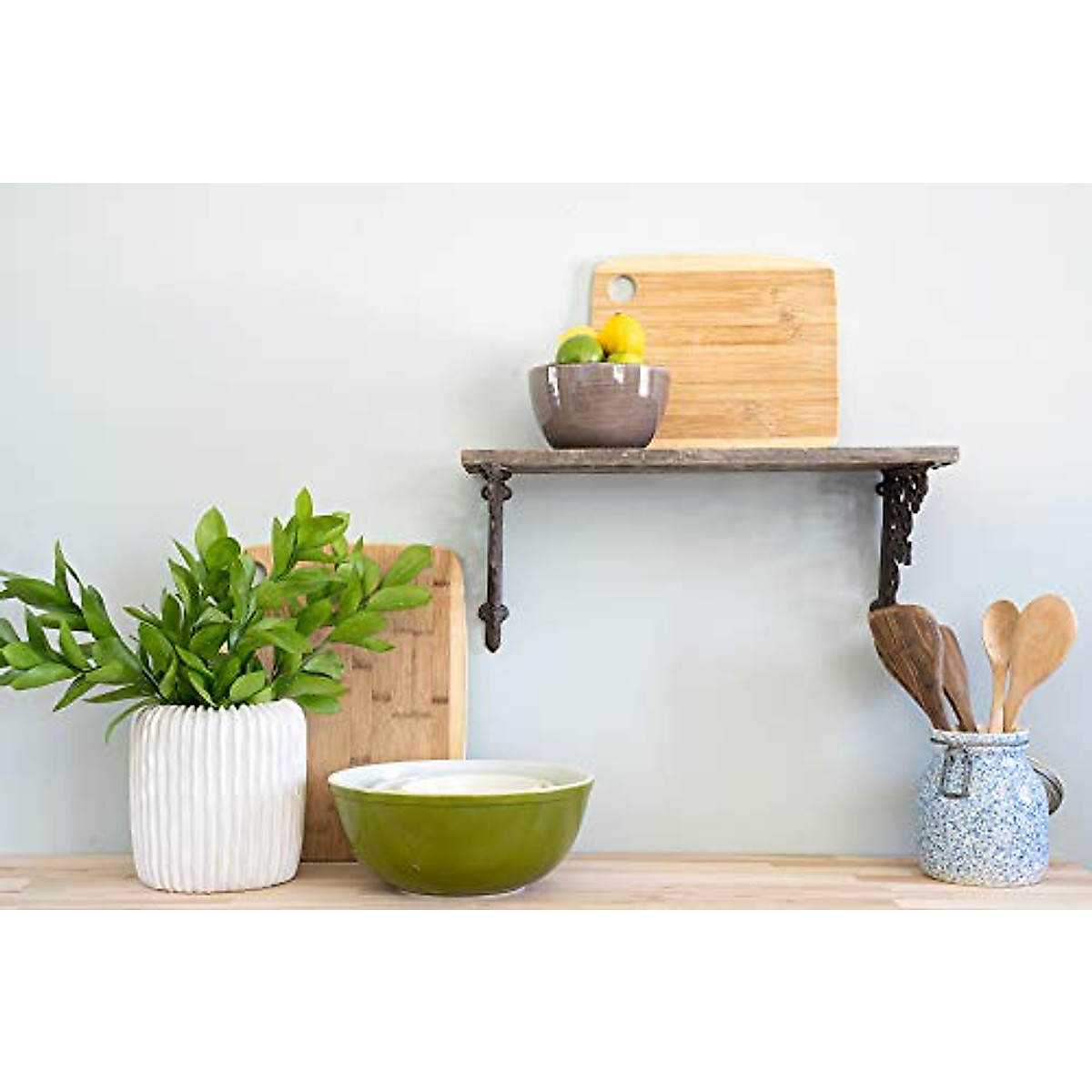 BarnwoodUSA Rustic Wooden Shelf with Victorian Brackets, Farmhouse Wall Ledge