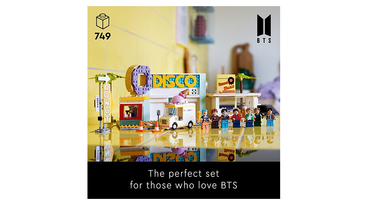 LEGO Ideas BTS Dynamite Set - 7 Minifigures for Fans
