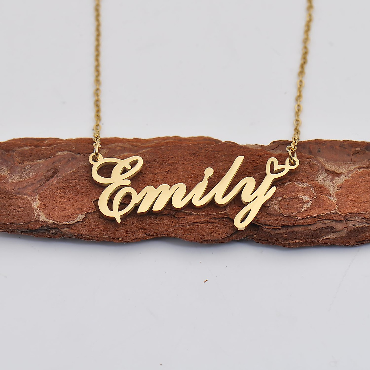 Aoloshow Gold Name Necklace Heart Charm Pendant Alayna Jewelry for Womens Teen Girls Graduation Gift