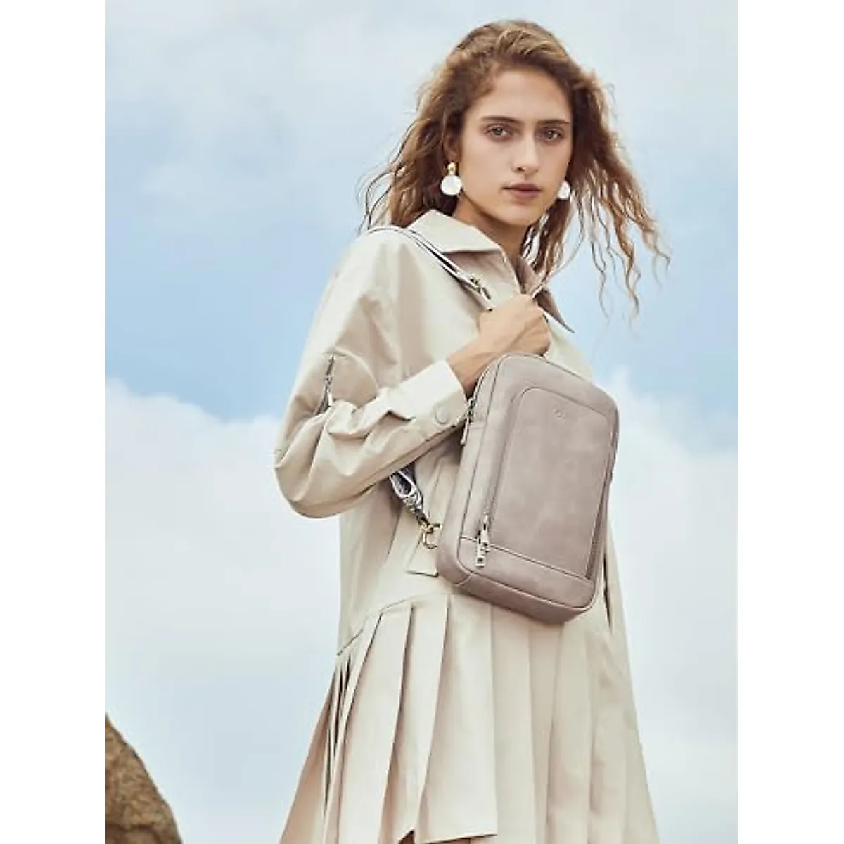 CLUCI Crossbody Bags for Women Trendy Cross Body Bag for Woman Sling Bag for Women Large Crossbody Sling Backpack Crossbody Bag for Travel Hiking Black