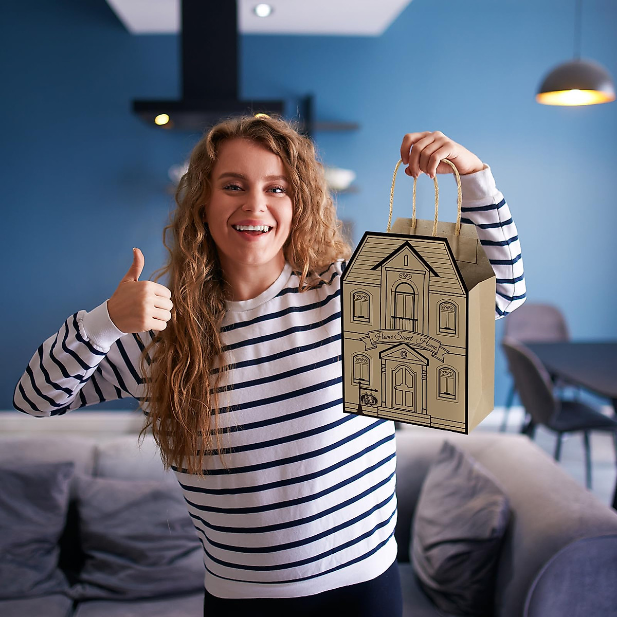 Colarr 50 Pcs Real Estate Agent Supplies House Shaped Gift Bag 5.25 x 3.25 x 8.25 Inch Real Estate Bag with Handles Kraft Real Estate Agent Gift Bags for Real Estate Favor Home Gift (Brown)