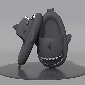 ChayChax Boys Girl Cloud Shark Slides Non-Slip Novelty Open Toe Sandals Extremely Comfy Cushioned Thick Sole Cute Cartoon Shower Slippers Indoor & Outdoor，Dark Grey，6.5-7.5Big Kid