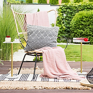 Vrisa Round Drink Table Set of 2 Small Side Table for Small Spaces Pedestal End Table Modern Accent Coffee Martini Table for Living Room, Bedroom, Sofa Couch Chair, Patio, White