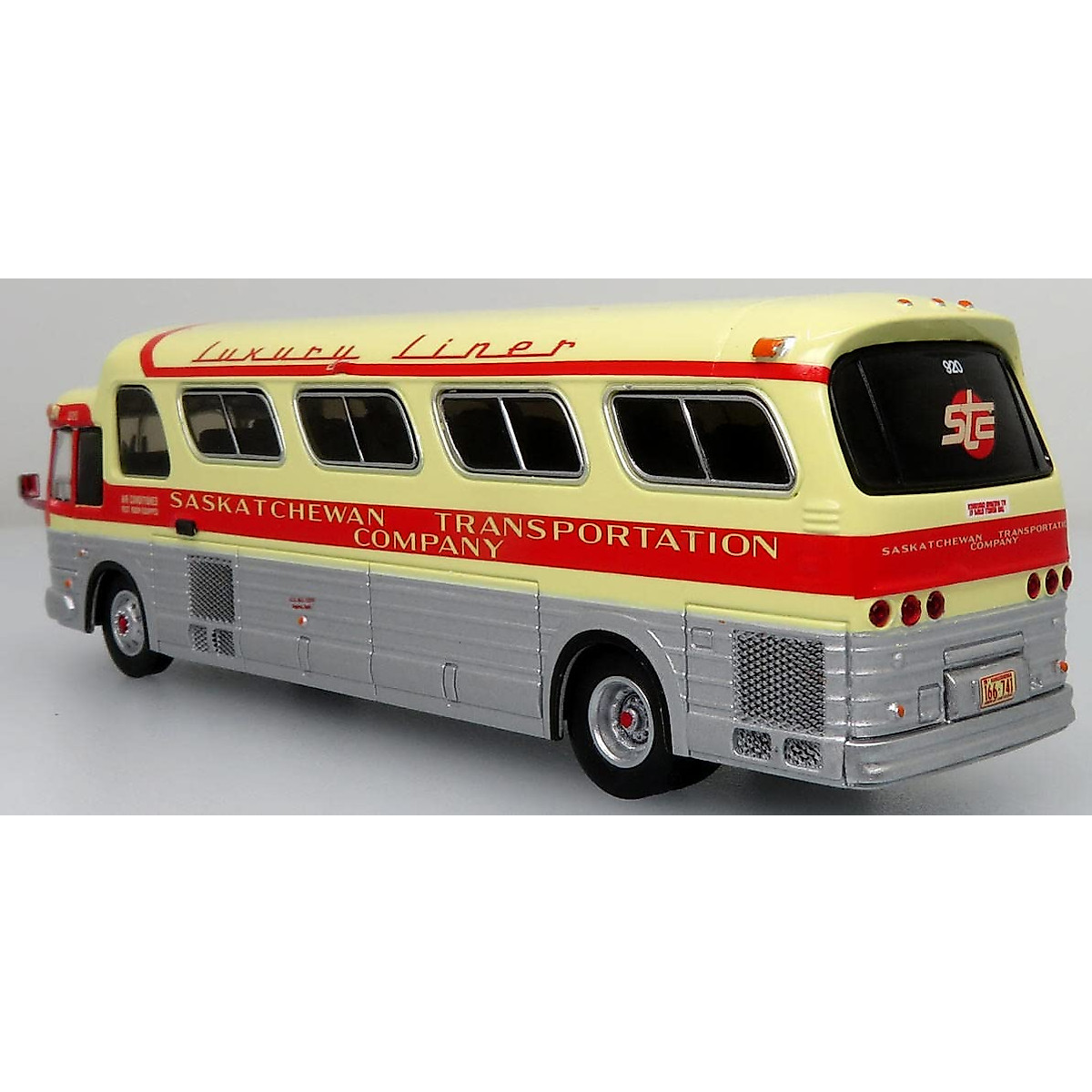 Iconic Replicas GM PD4107-Buffalo Coach Saskatchewan Transportation Company Canada 1:87-HO Scale New in The Box