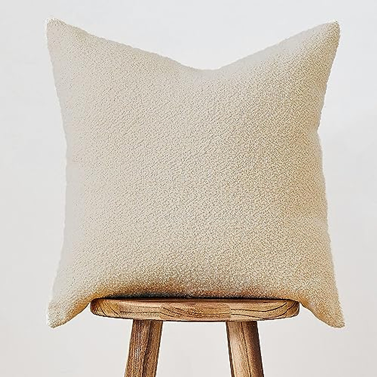 DOMVITUS Cream Throw Pillows Boucle Pillow Covers 18x18 Luxury Neutral Pillow Covers Couch Pillows for Living Room Sofa Accent Pillows Textured, 1PC, Cream Yellow