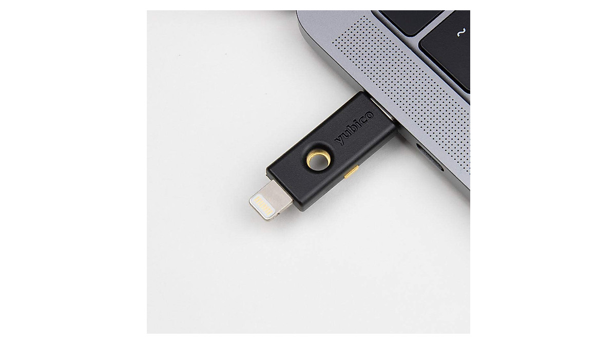 YubiKey 5Ci Dual-Connector Security Key for Android & iPhone