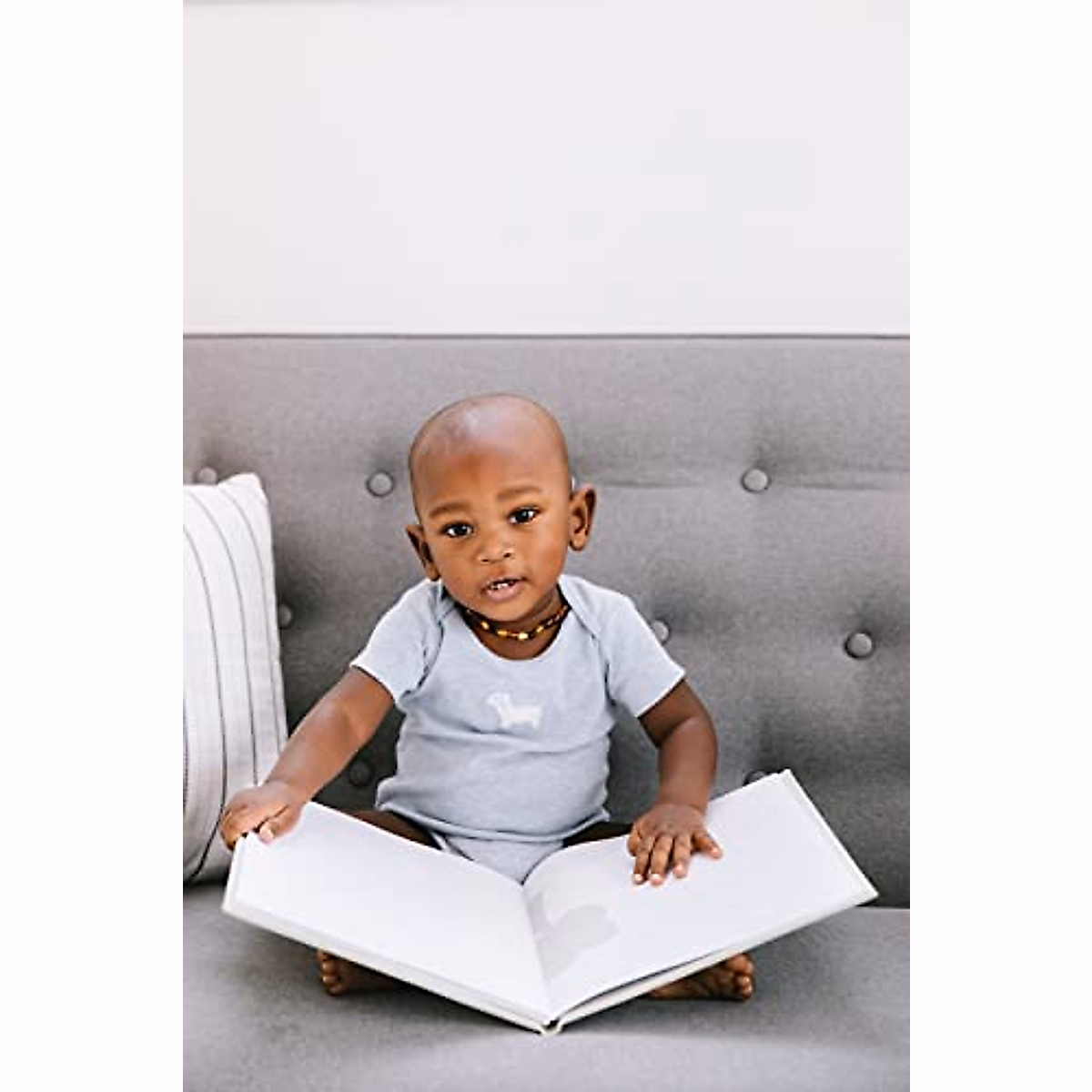Pearhead Linen Baby Memory Book and Clean-Touch Ink Pad, Gender-Neutral Baby Accessory, Baby Milestones Photo Album, 50 Fill In Pages, New and Expecting Parents, Linen Ivory