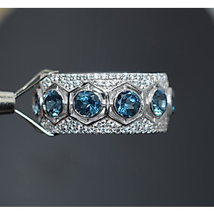 Women's Beautiful Natural Blue Topaz Gemstone Designer Ring 925 Sterling Silver Something blue, Sky blue, Wedding Band, Elegant Eternity Ring For Wedding/Marriage/Fastival/Annyversary (Size:-9)