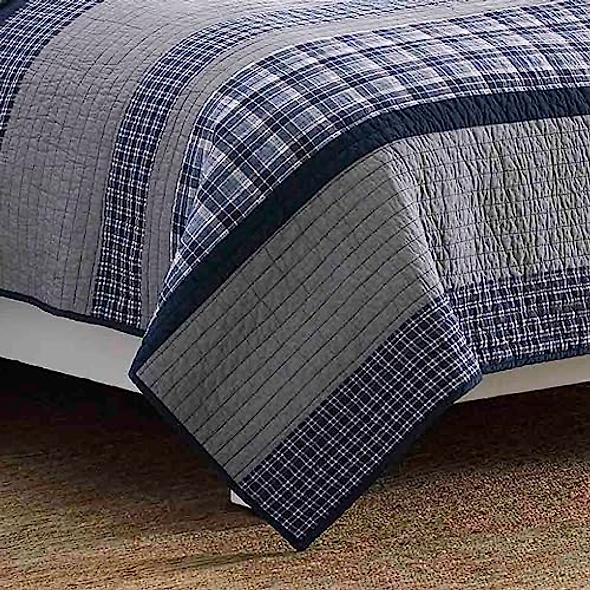Nautica Home | Adleson Collection | 100% Cotton Reversible and Light-Weight Quilt Bedspread, Pre-Washed for Extra Comfort, Easy Care Machine Washable, Twin, Blue/Grey