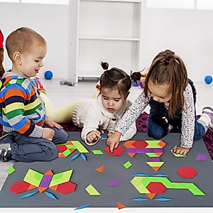 EDDJOND Shape Felt Board for Toddlers Teaching Story Board Set, Large 3.5 Ft Felt Toys Flannel Parent-Child Interactive Game Felt Board Pieces 123 PCS