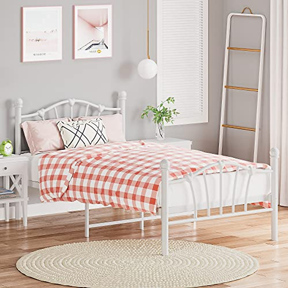 Amyove White Twin Metal Bed Frame with Heart Shaped Headboard and Footboard Solid Metal Platform Mattress Foundation Noise-Free Heavy Duty Bed Slats Support No Box Spring Needed, Easy Assembly