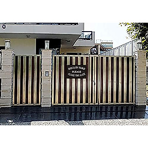 Dogs in Yard Please Close the Gate Sign, Yuntarda(2 Pack) 10x7inches Reflective Metal Signs 0.40 Aluminum Sign Pre-Drilled Holes For Easy Mounting for Fence Door or Gate